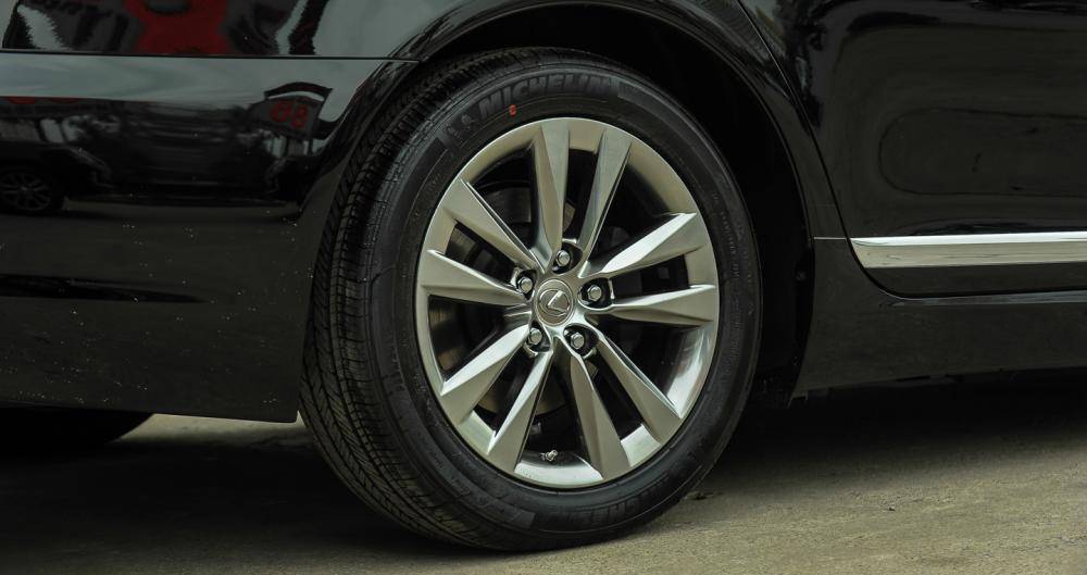 Đánh giá xe Lexus LS 460L 2016