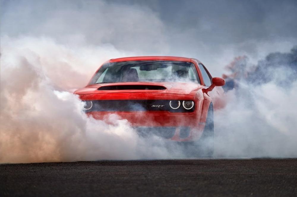 Dodge Challenger SRT Demon 2018 có giá bán rẻ bất ngờ