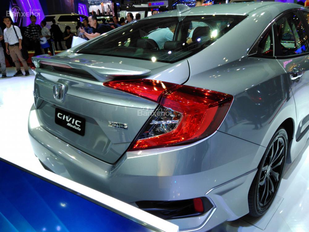 [VMS 2017] Honda Civic Turbo Modulo mới với dáng vẻ đầy thể thao