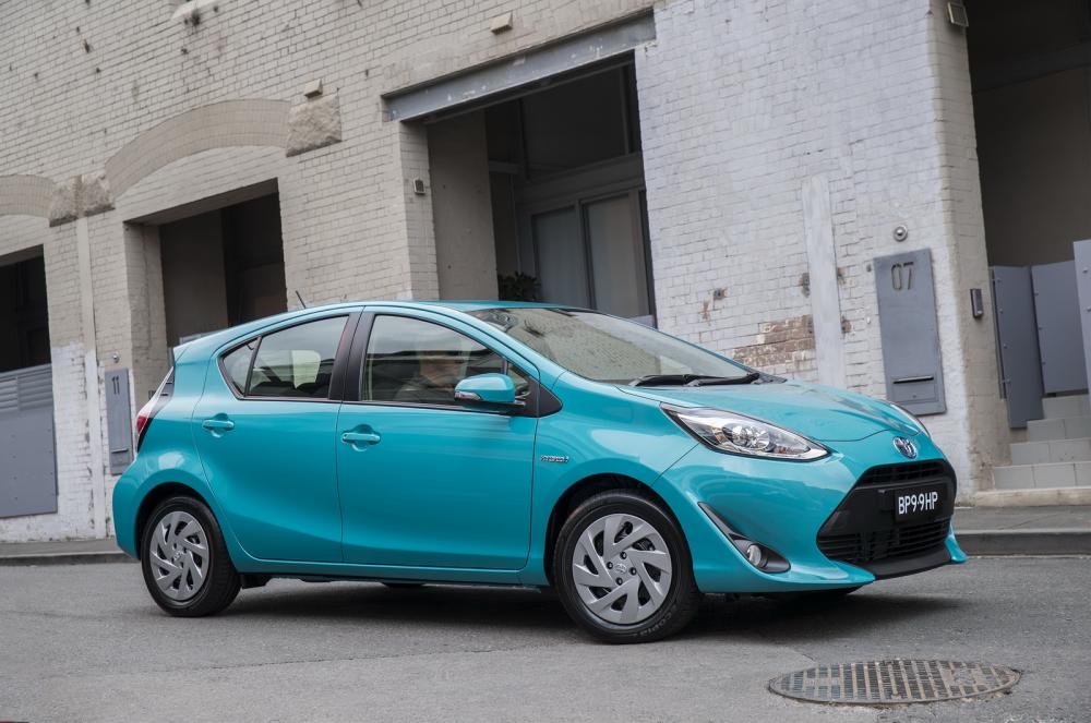 Diện mạo và phong cách “mới toanh” của Toyota Prius C trên đất Úc