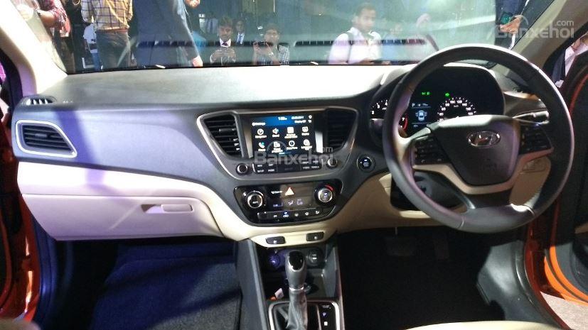 Hyundai Verna 2017 thế hệ mới chính thức ra mắt Ấn Độ với giá từ 284 ...