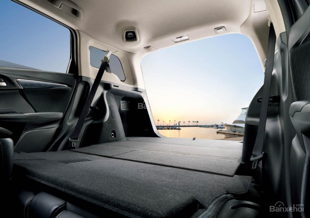 Honda Shuttle nâng cấp giữa chu kì tại Nhật Bản, giá bán từ 300 triệu đồng