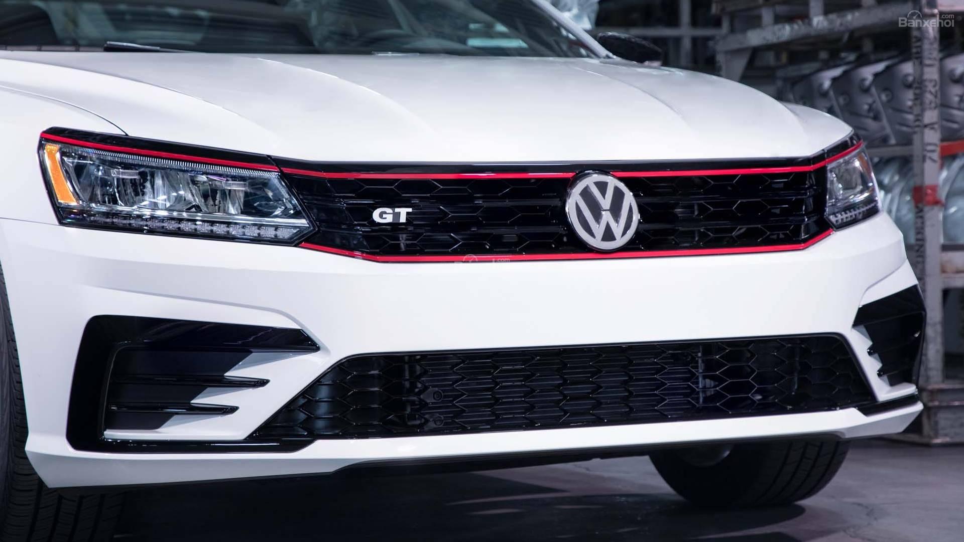 Xe Passat ế ẩm, Volkswagen tạm ngừng hoạt động nhà máy tại Mỹ
