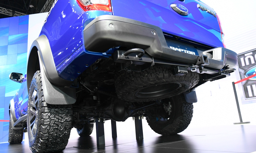 Ford Ranger Raptor có gì đỉnh hơn phiên bản Ranger Wildtrak cao cấp ...