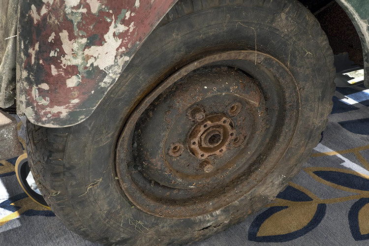 Diện kiến Land Rover JUE 477: Chiếc Land Rover xuất xưởng đầu tiên trên ...