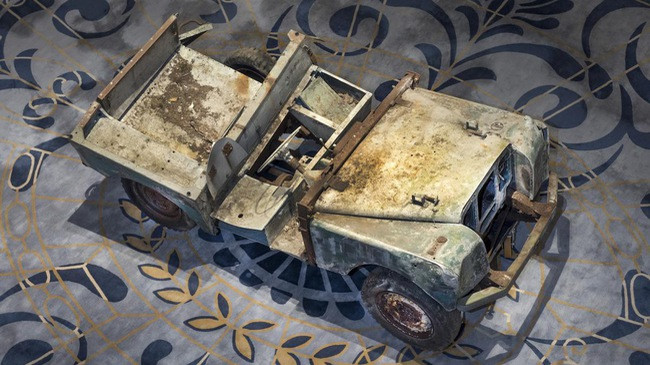 Diện kiến Land Rover JUE 477: Chiếc Land Rover xuất xưởng đầu tiên trên ...