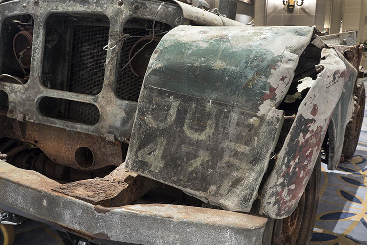 Diện kiến Land Rover JUE 477: Chiếc Land Rover xuất xưởng đầu tiên trên ...