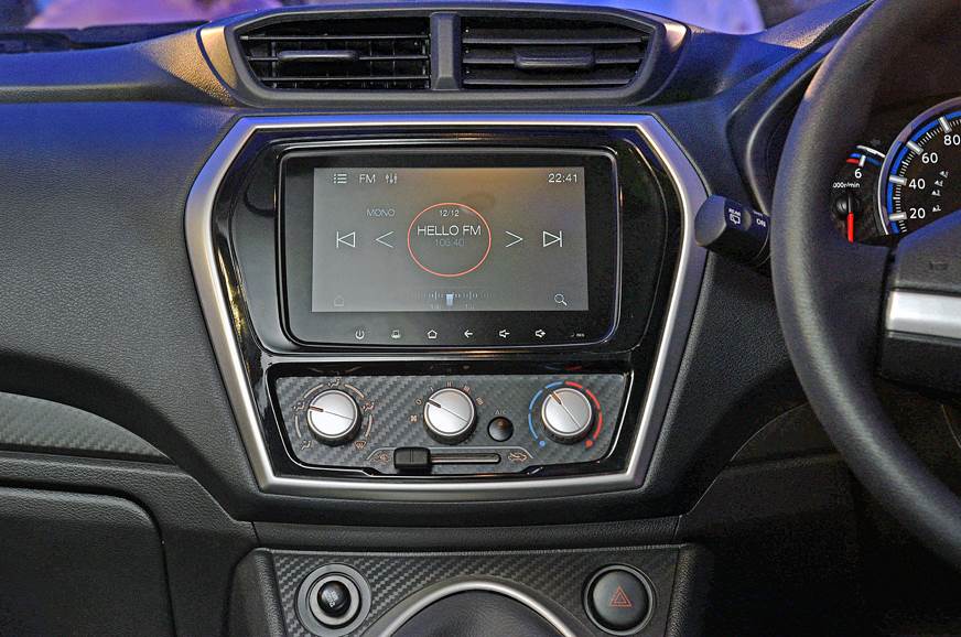 Xe Datsun giá chỉ từ 103 triệu đồng chính thức ra mắt