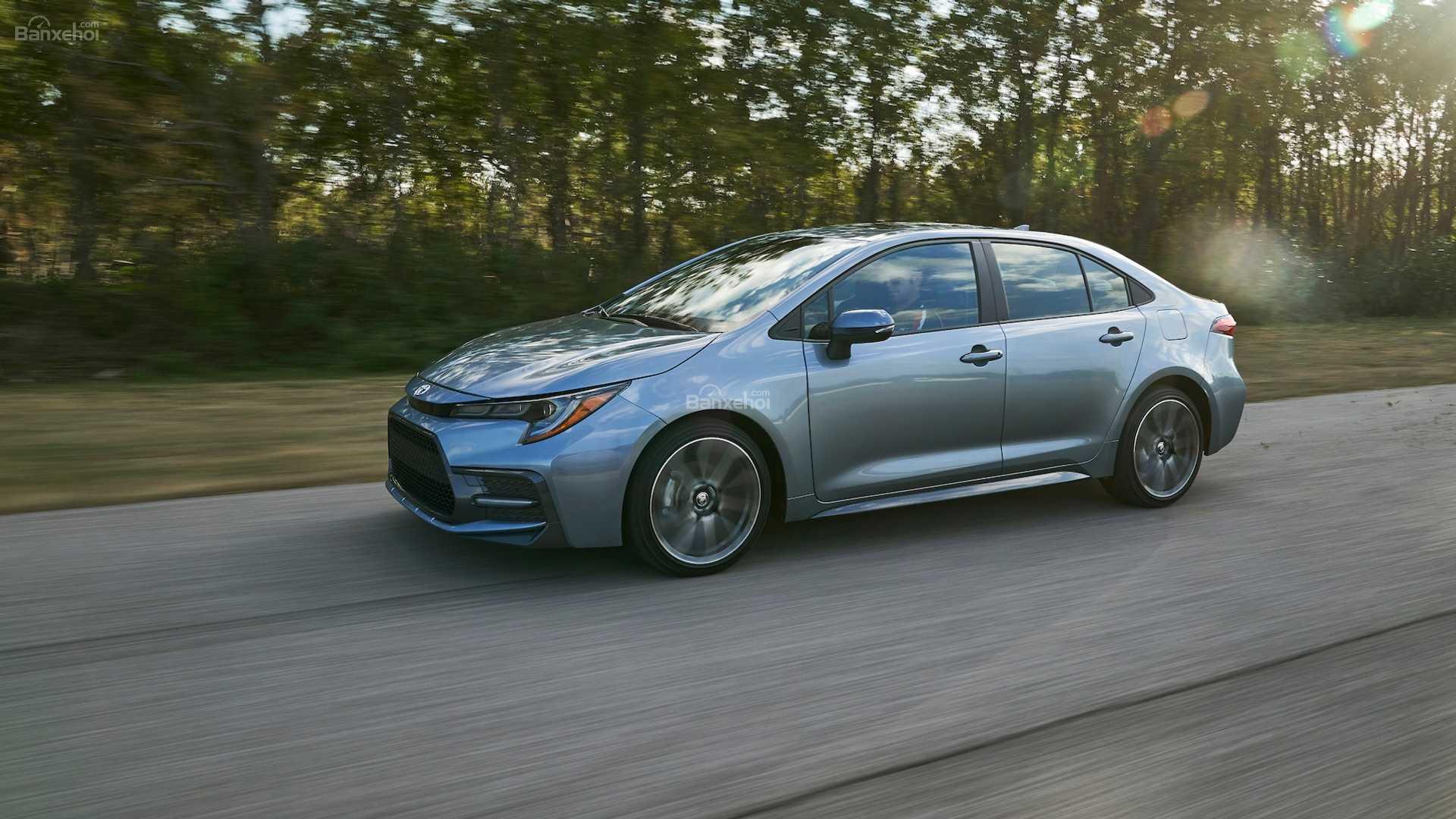 Toyota Corolla 2020 sedan bản Mỹ lộ diện với ngoại hình đẹp ngất ngây