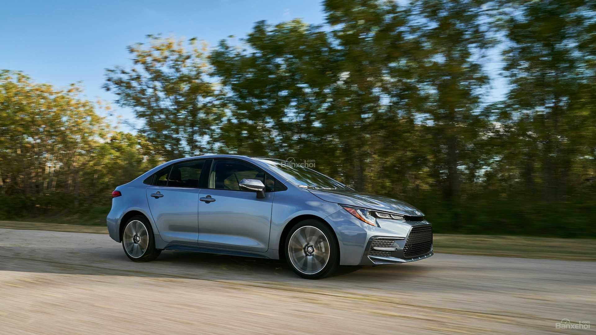 Toyota Corolla 2020 sedan bản Mỹ lộ diện với ngoại hình đẹp ngất ngây
