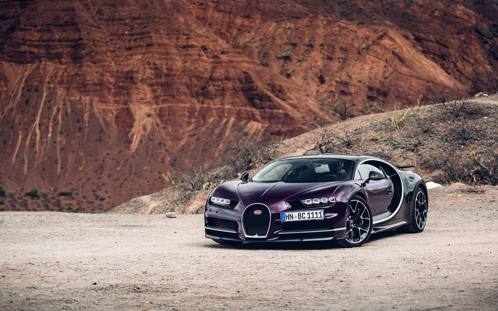 Ngắm mẫu Bugatti Chiron màu tím, biển tứ quý kịch độc của đại gia Chile