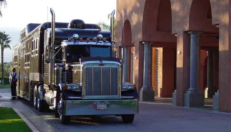 Điểm danh 15 mẫu limousine độc đáo nhất hành tinh