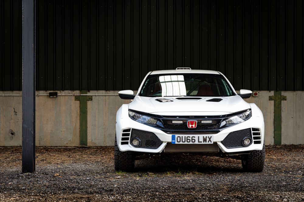 Ngắm diện mạo Honda Civic Type R nâng gầm off-road