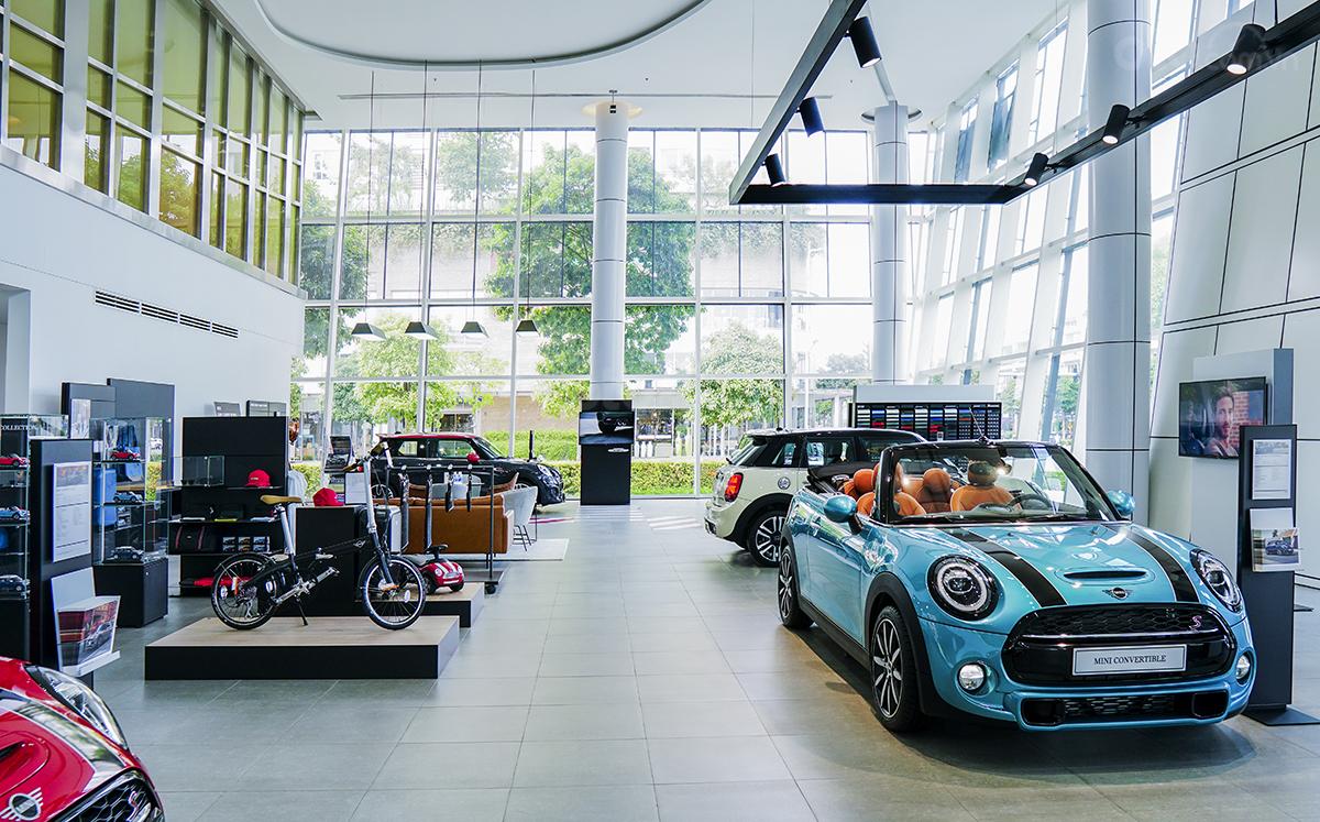 Cận cảnh tổ hợp showroom BMW Sala hiện đại của 3 thương hiệu BMW, MINI ...