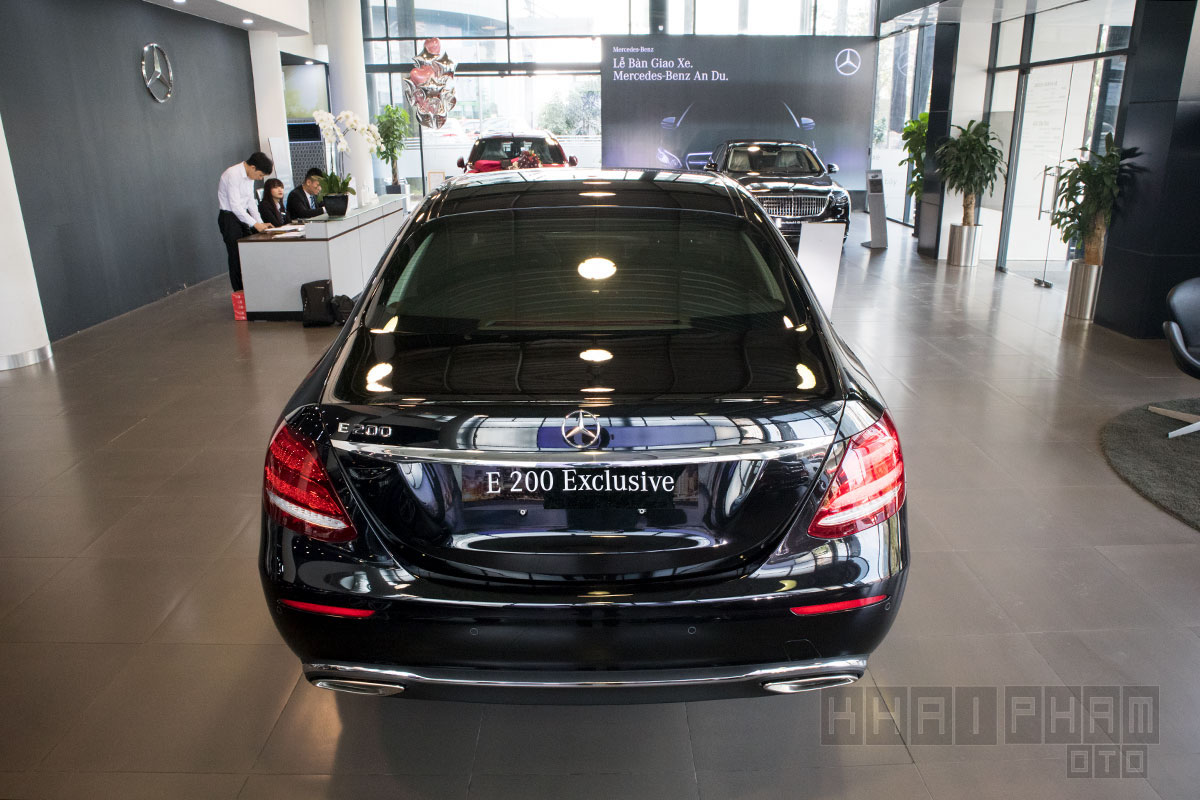 Đánh giá xe Mercedes-Benz E 200 Exclusive 2020 vừa ra mắt Việt Nam