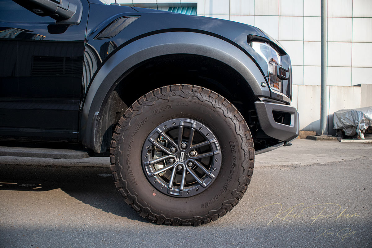Siêu bán tải Ford F-150 Raptor Black Edition 2020, giá gấp 3 lần Ranger ...
