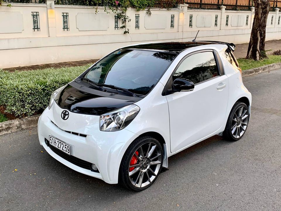 Hàng hiếm Toyota iQ Scion đời 2010, rao giá đắt hơn cả Vios mới