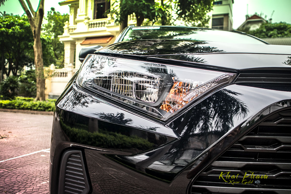 Ảnh chi tiết xe Toyota RAV4 2020 đầu tiên tại Việt Nam