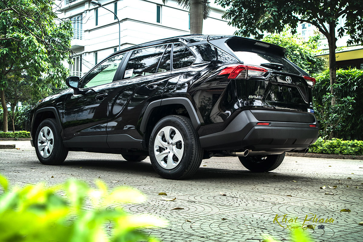 Ảnh chi tiết xe Toyota RAV4 2020 đầu tiên tại Việt Nam