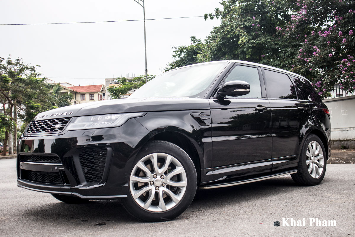 Ranger Rover Sport 2014 lên đời 2020 với gói ngoại thất SVR