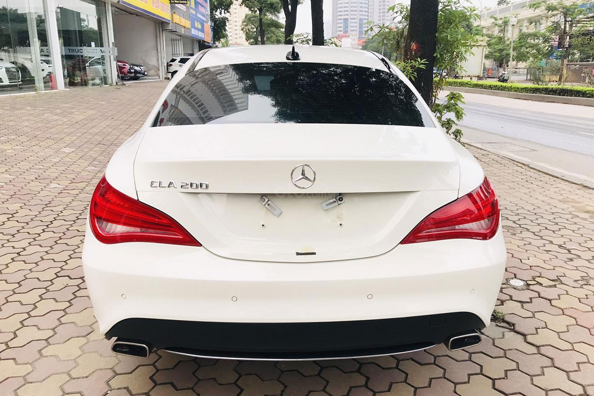 Đi 3 năm, Mercedes-Benz CLA 200 chỉ còn 900 triệu Oto.com.vn