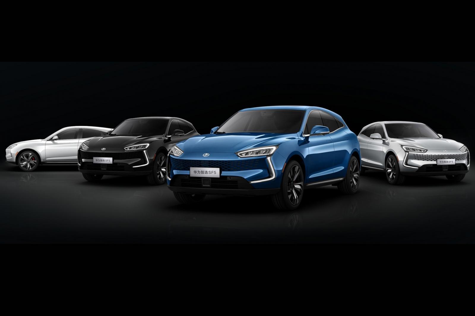 Huawei giới thiệu chiếc xe điện đầu tiên, các hãng công nghệ đua nhau ...