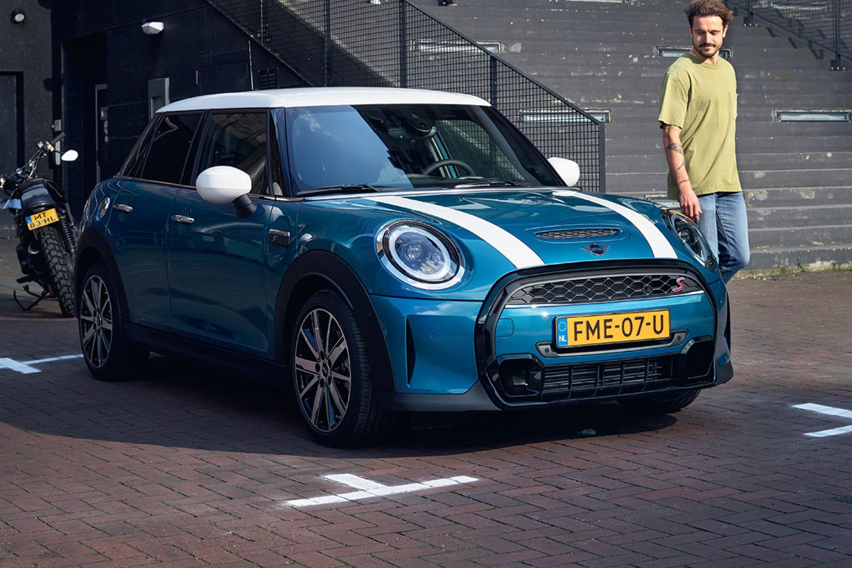 5 mẫu xe MINI mới đồng loạt ra mắt Việt Nam, giá từ 1,719 tỷ đồng | Oto ...