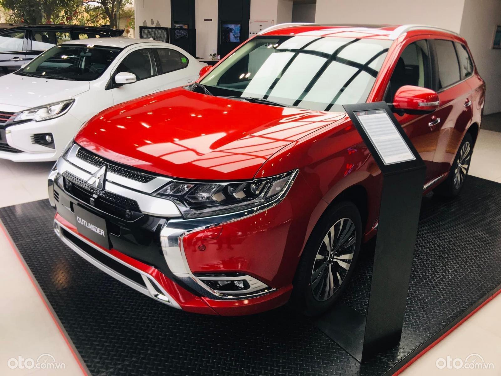 Mua bán Mitsubishi Outlander 2.0 CVT 2022 giá 825 triệu - 22362292