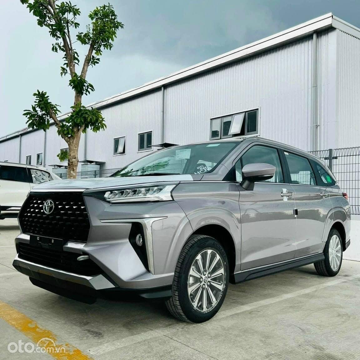 Mua bán Toyota Veloz Cross 1.5 CVT 2022 giá 658 triệu - 22643086