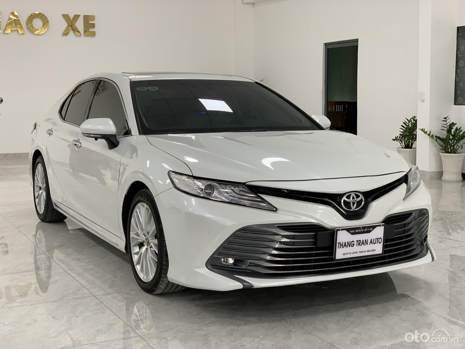 Mua bán Toyota Camry 2.5Q 2019 giá 899 triệu - 22662567