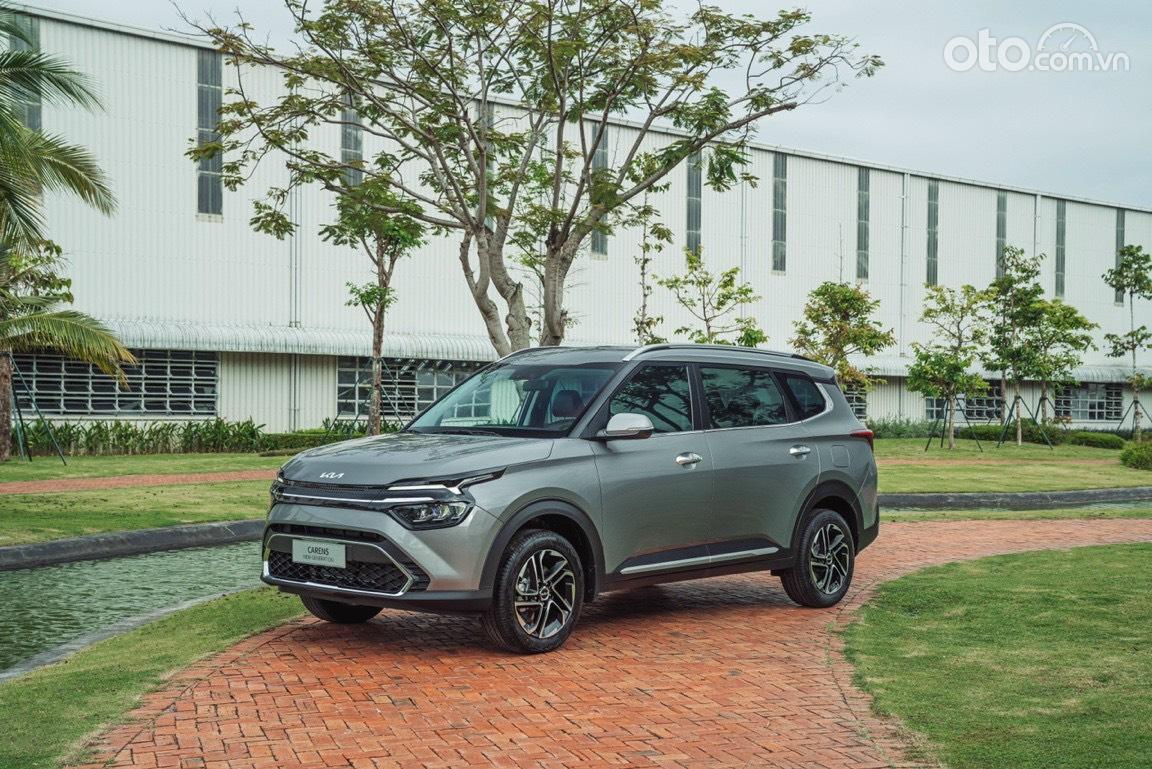 Mua bán Kia Carens 1.5L IVT 2023 giá 659 triệu - 22693153