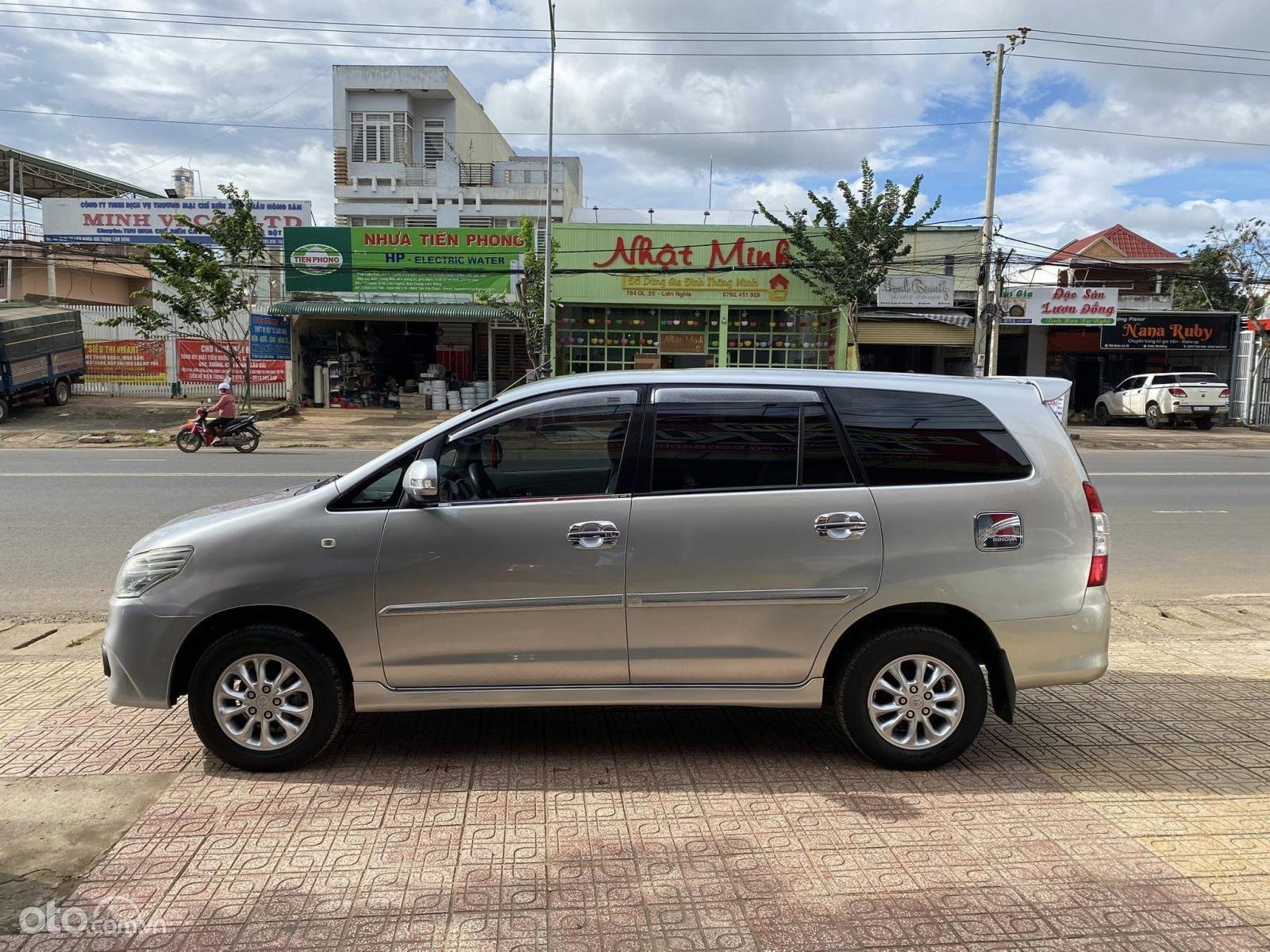 Toyota Innova G 2013 công ty thanh lý dưới 300 triệu, có nên mua?