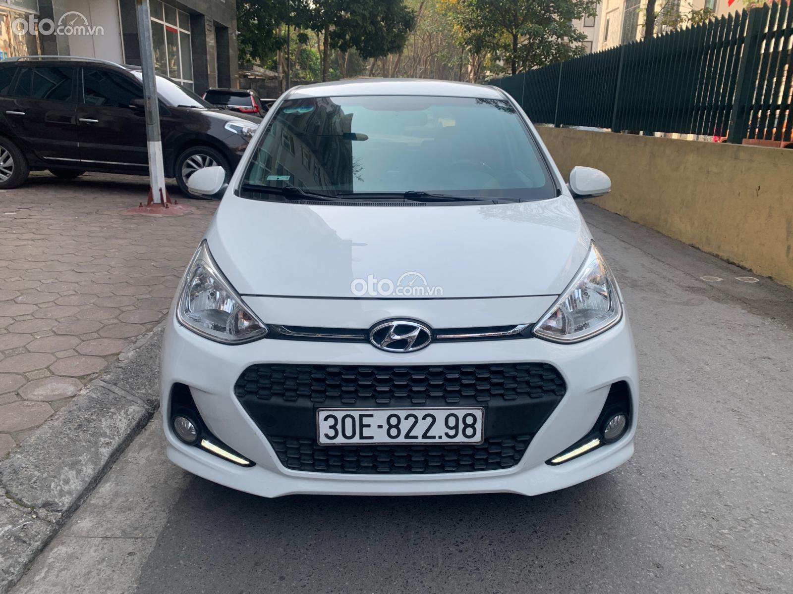 Mua bán Hyundai Grand i10 Hatchback 1.2 AT 2017 giá 355 triệu - 22761721
