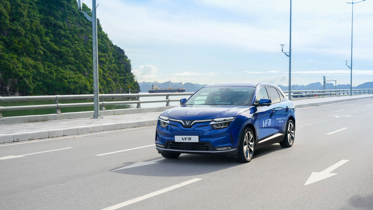 Sắp có dịch vụ cho thuê ô tô, taxi VinFast tại Việt Nam | Oto.com.vn