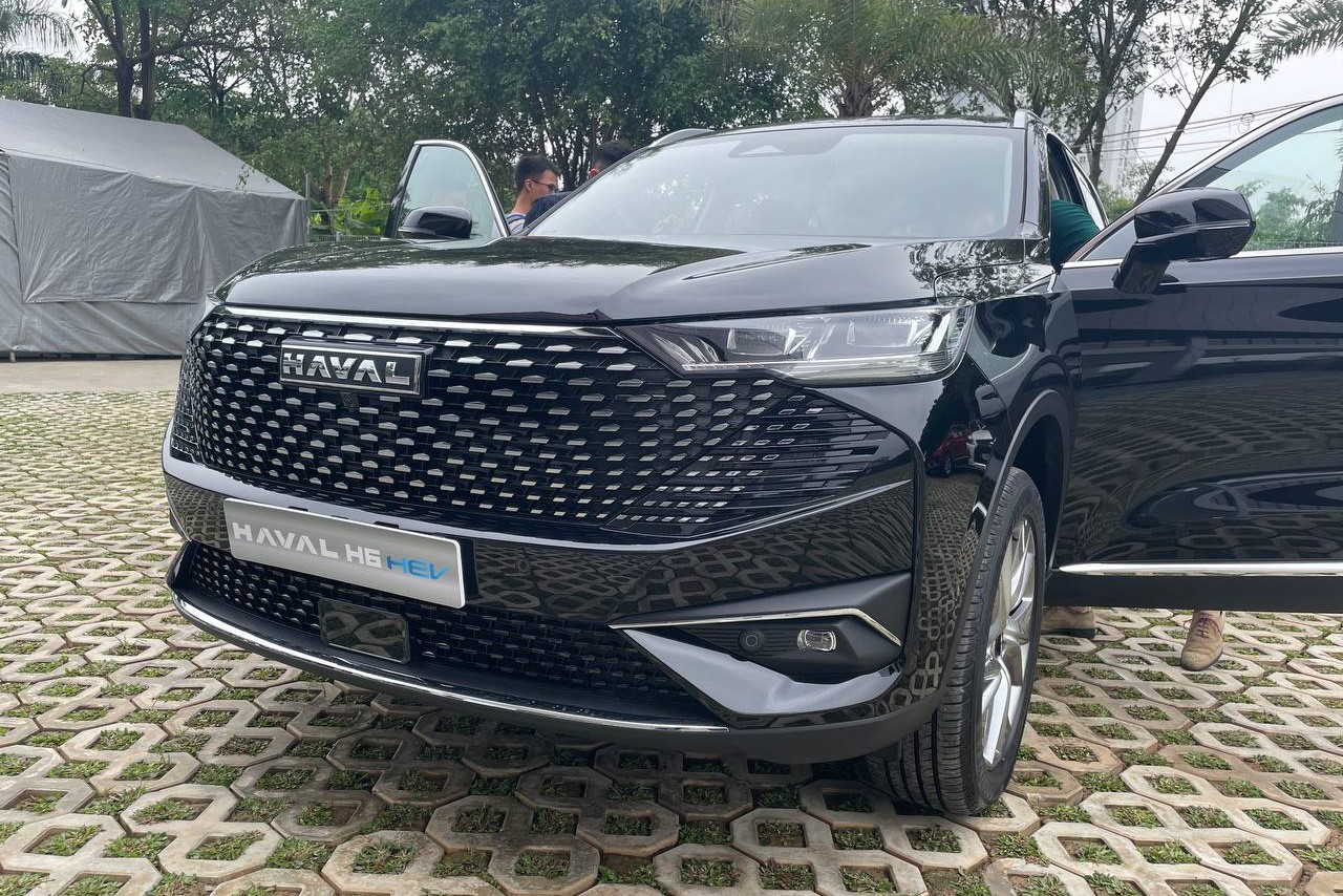 Haval H6 HEV giá 1,096 tỷ đồng ra mắt - Option miên man, đối thủ đáng ...