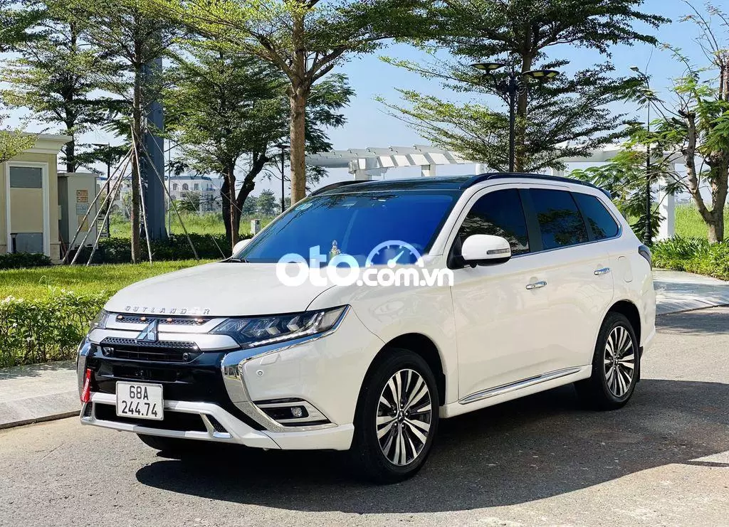 Mua bán Mitsubishi Outlander 2022 giá 786 triệu - 22923062
