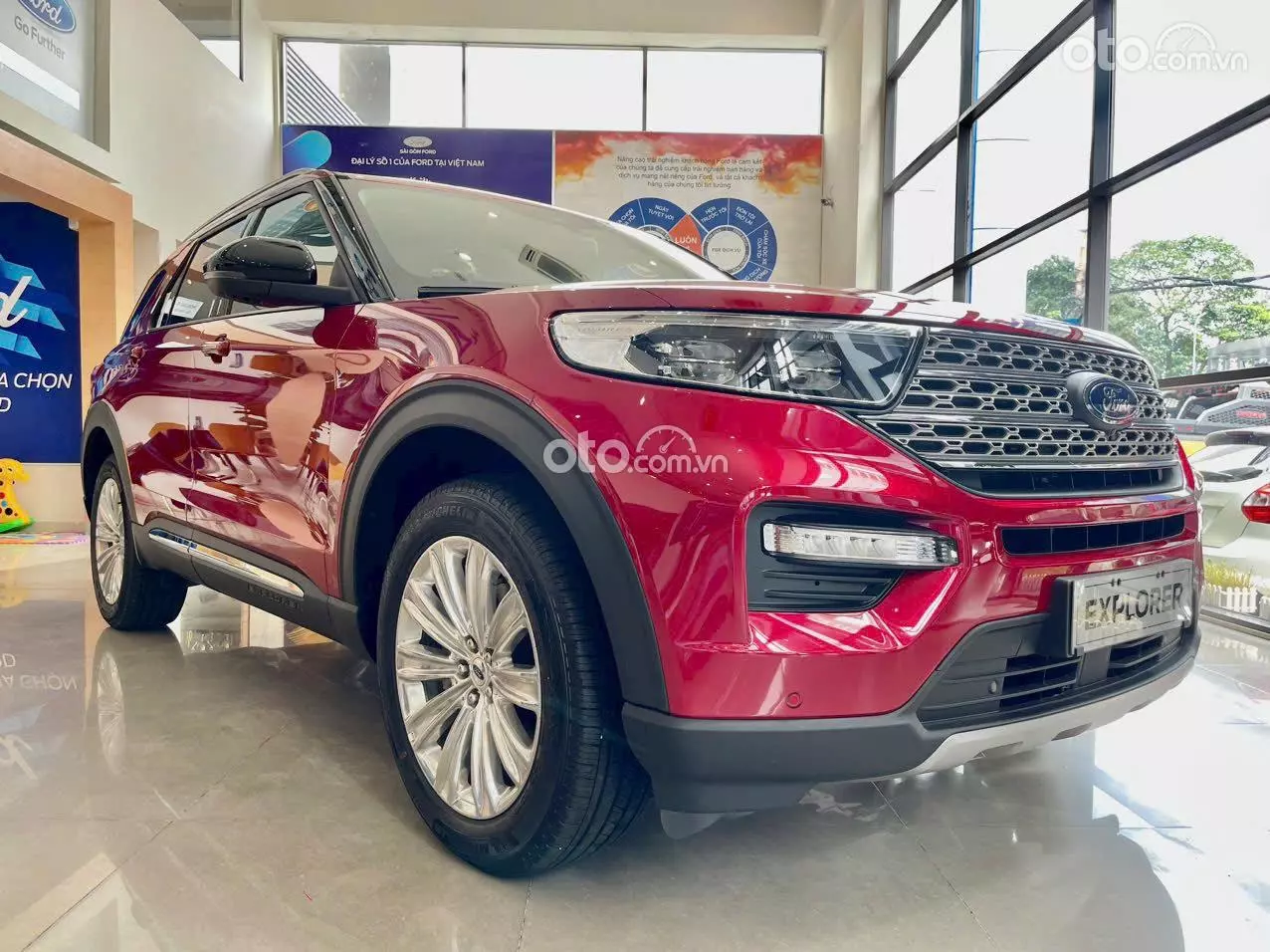 Mua bán Ford Explorer Limited 2023 giá 2 tỉ 439 triệu - 22618889