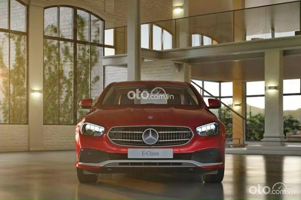 Giá xe Mercedes-Benz E 180 lăn bánh & khuyến mãi mới nhất (2/2024)