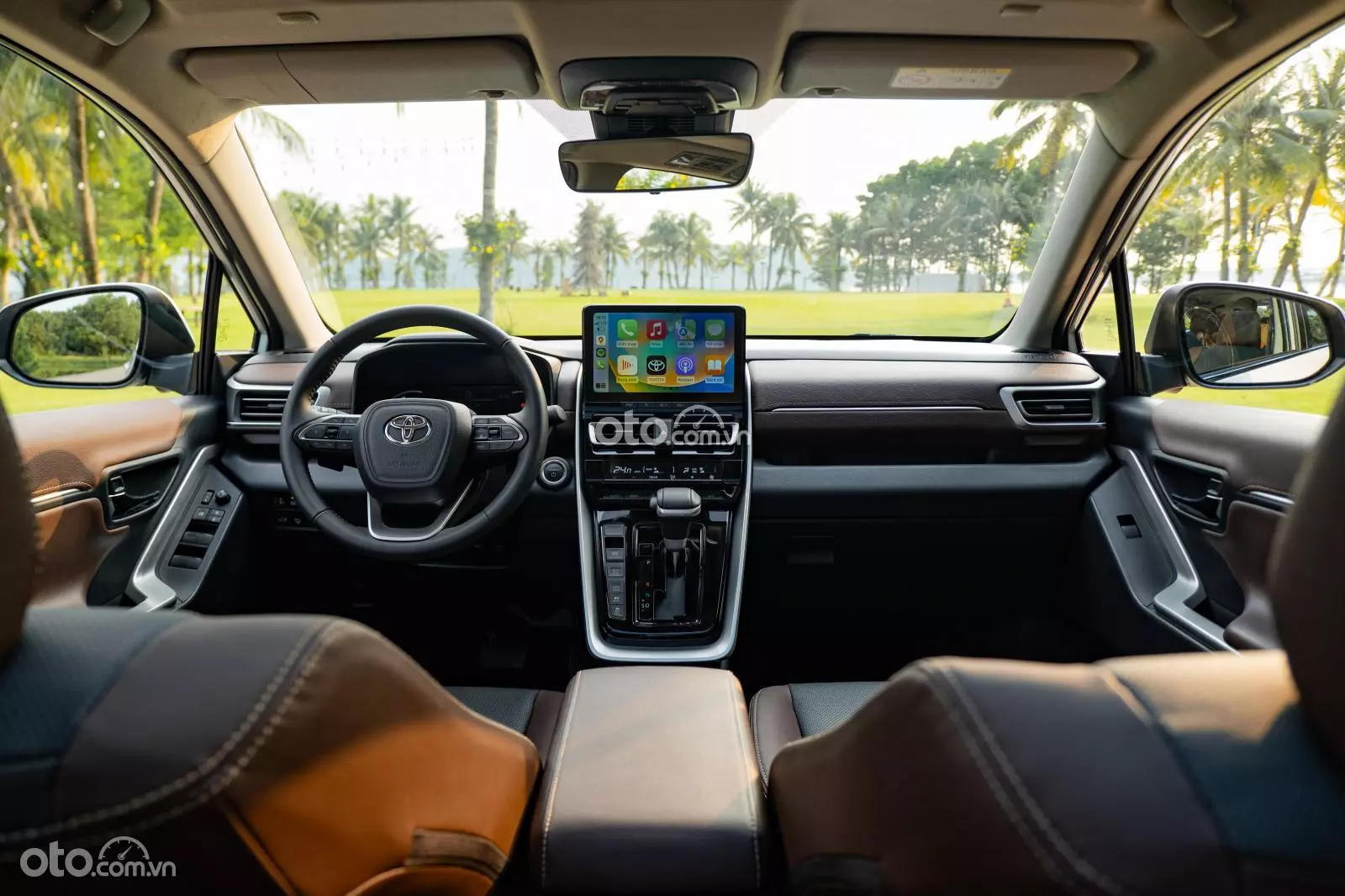 Giá xe Toyota Innova Cross 2024 mới nhất và Khuyến mại (2/2024)