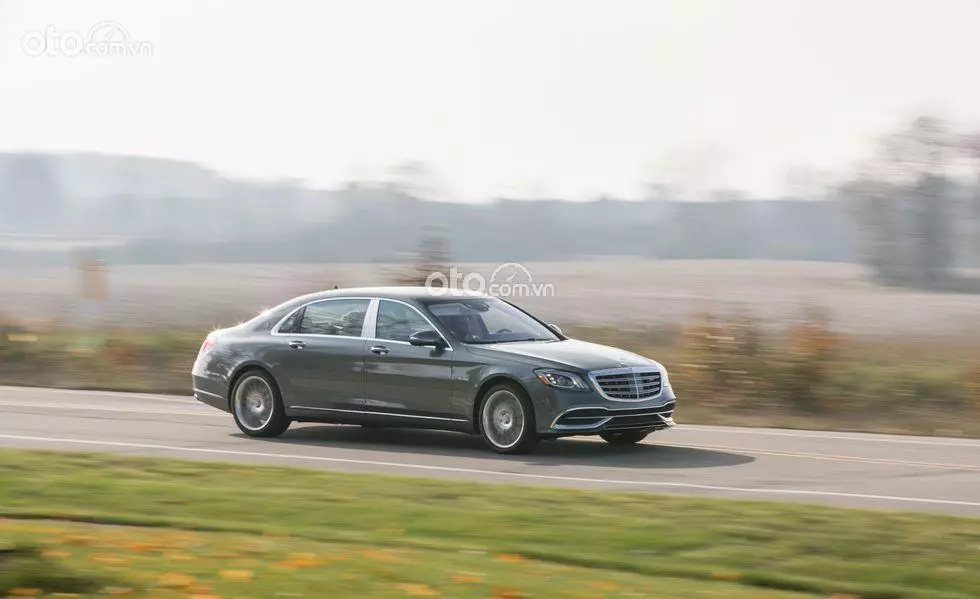 Giá xe Mercedes-Maybach S 560 tại Việt Nam (2/2024)