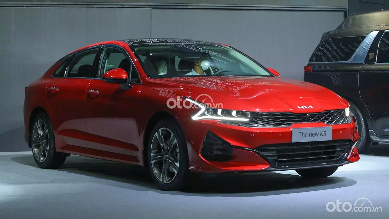 KIA K5 2026: Giá xe KIA K5 mới nhất kèm lăn bánh & khuyến mại (1/2026)