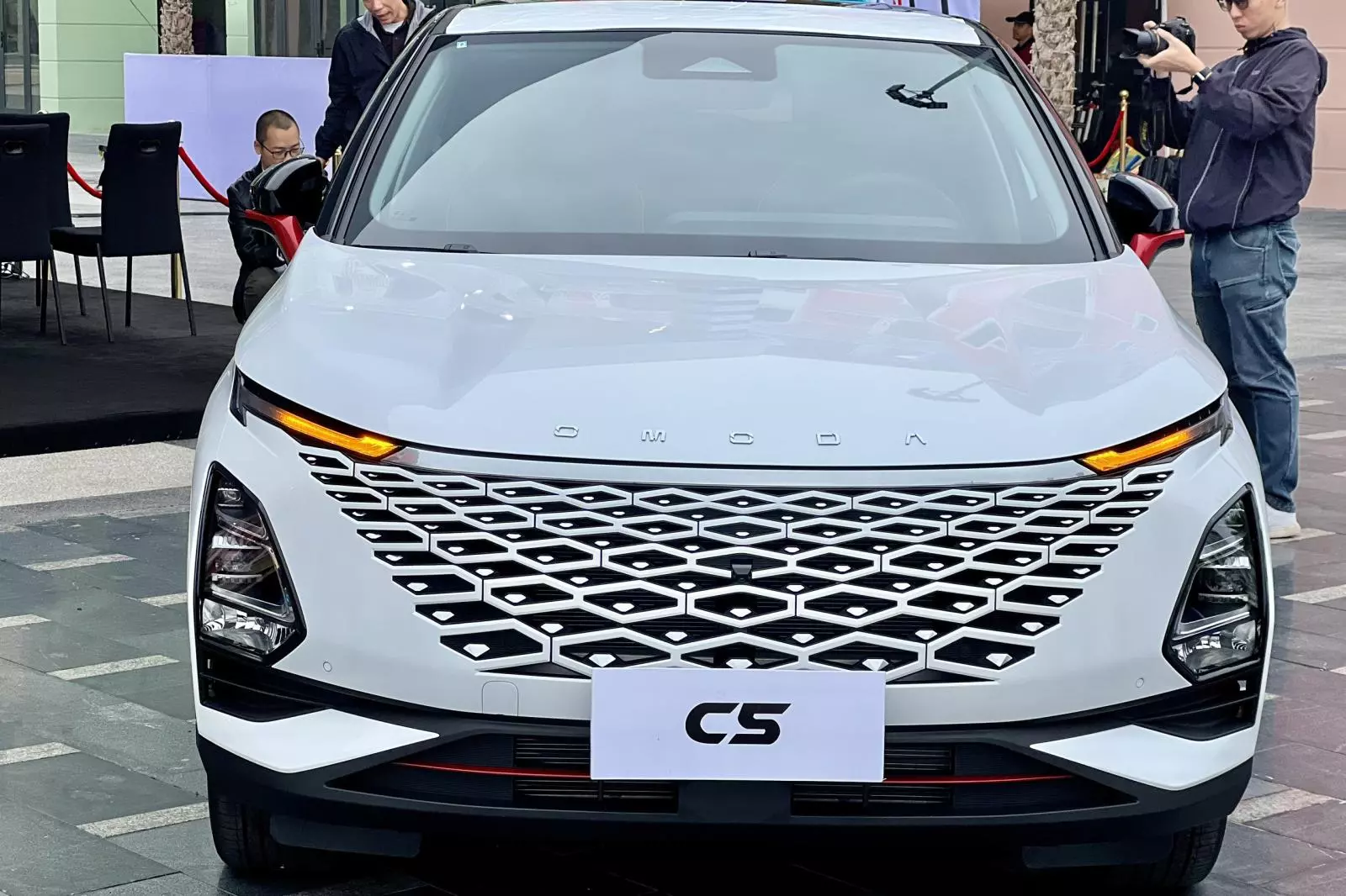 Omoda C5 xuất hiện với 2 phiên bản trong sự kiện lái thử tại Hải Phòng, giá dự kiến hơn 600 ...