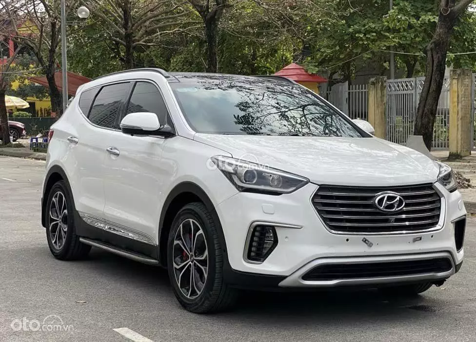 Mua bán Hyundai Santa Fe 2015 giá 5xx triệu - 22970872
