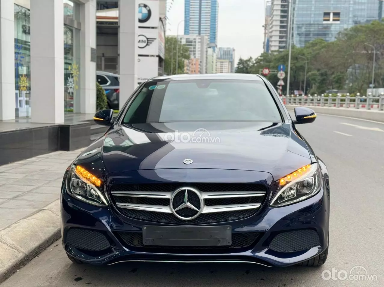 Mua bán Mercedes-Benz C200 2018 giá 845 triệu - 22972432