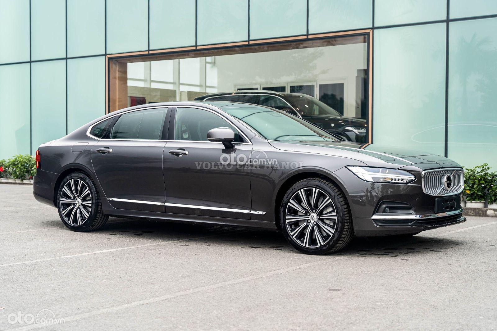 Mua bán Volvo S90 ultimate 2023 giá 1 tỉ 972 triệu - 23048638