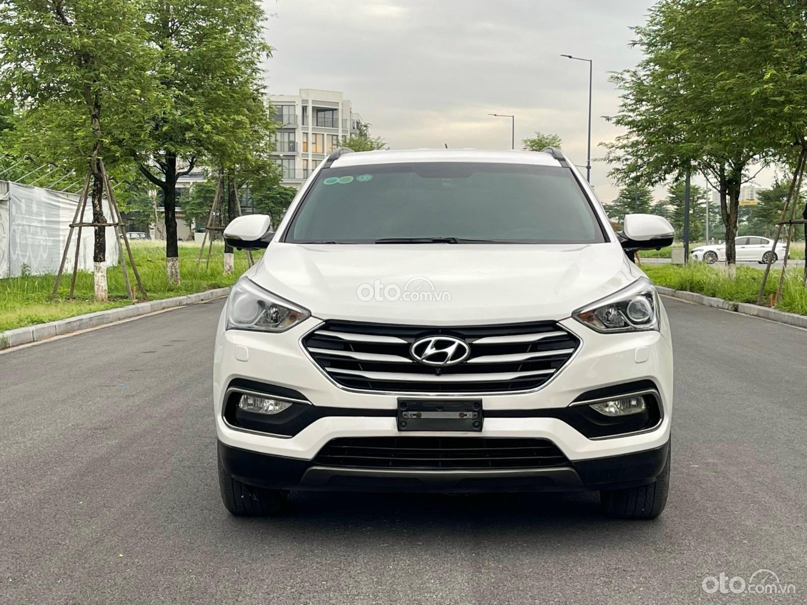Mua bán Hyundai Santa Fe 2.4L Xăng Tiêu chuẩn 2018 giá 675 triệu - 23067872