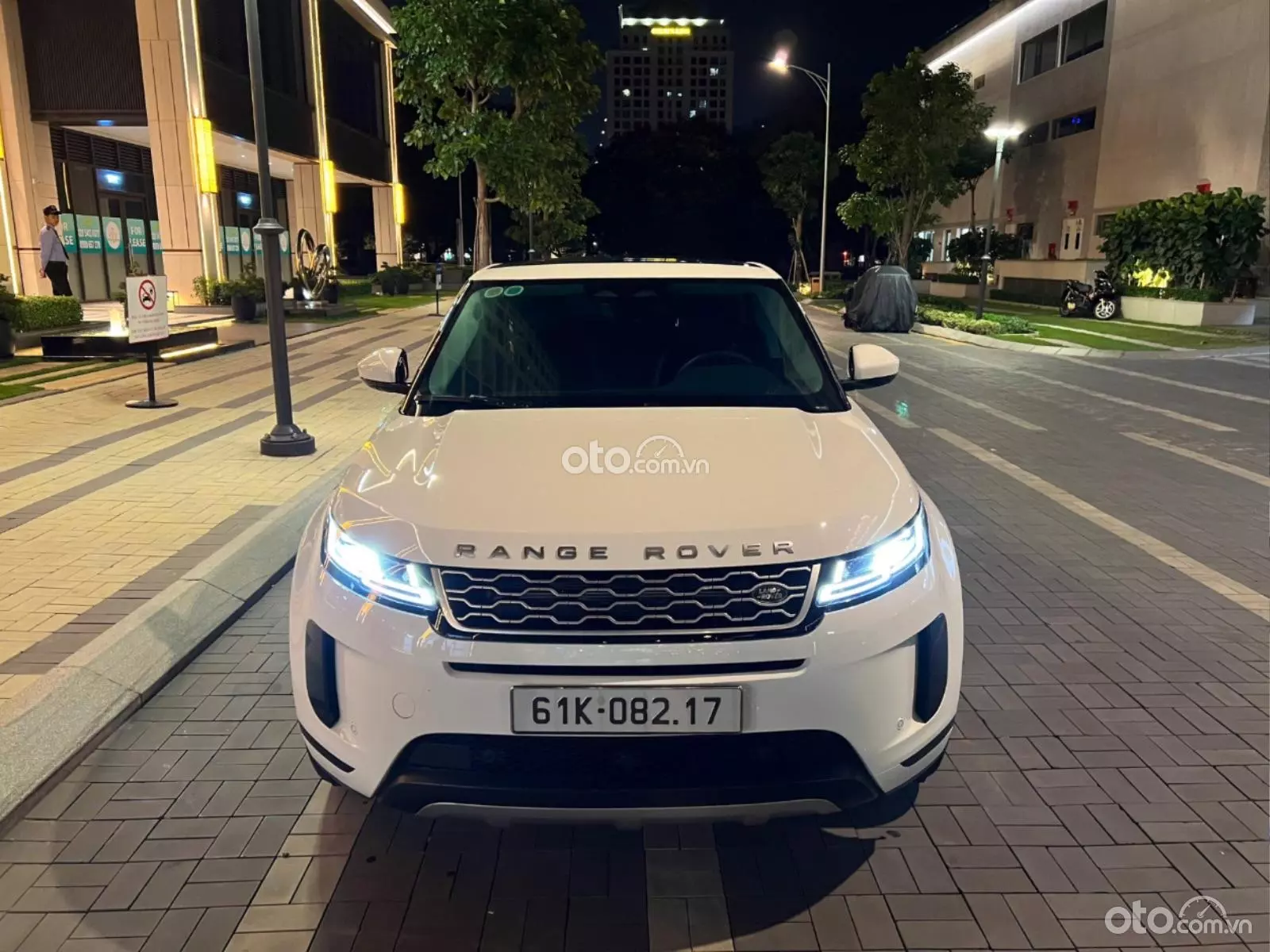 Mua bán Land Rover Range Rover Evoque 2.0 R-Dynamic SE 2022 giá 2 tỉ ...