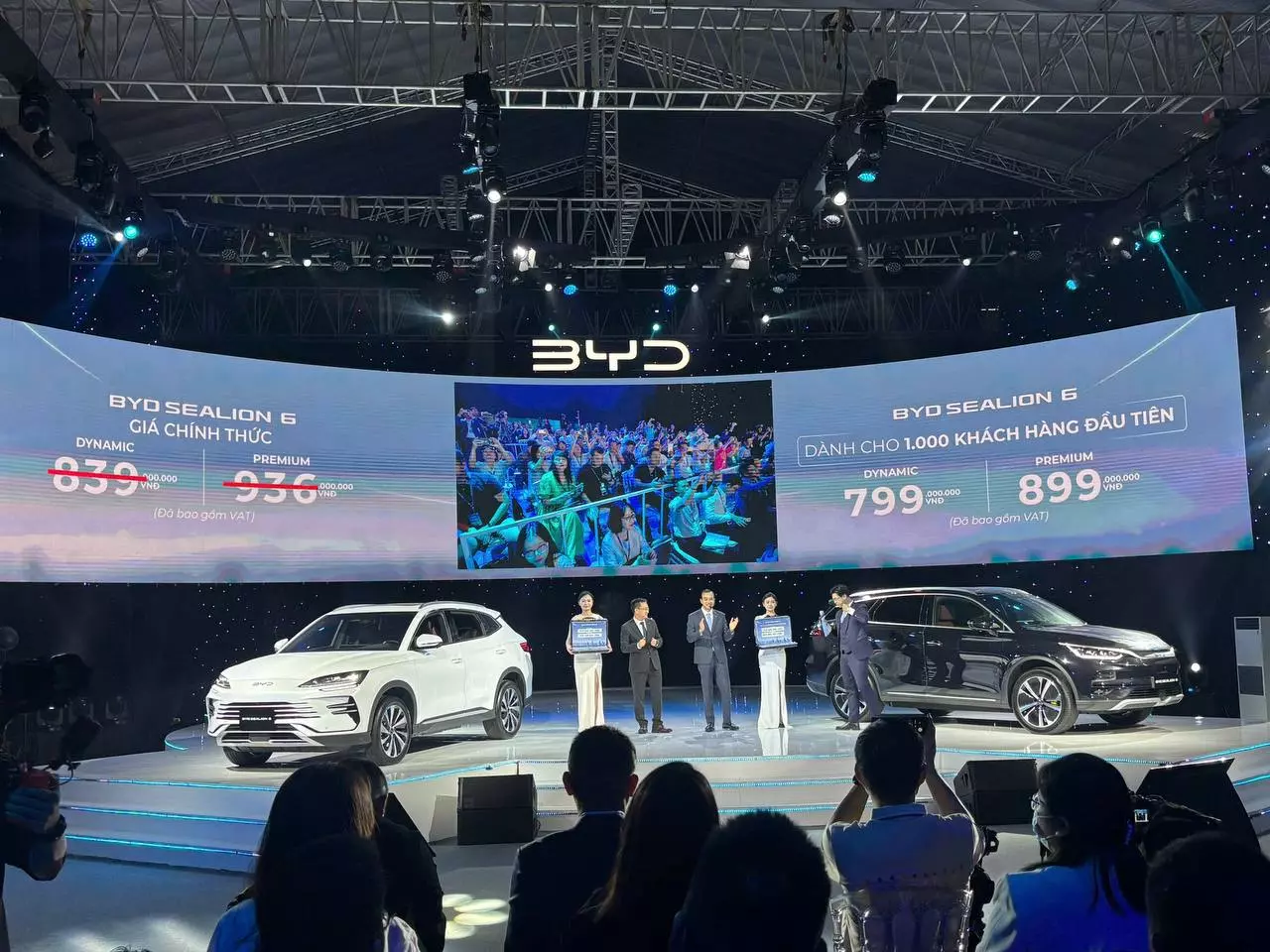 Sealion 6 - SUV hybrid đầu tiên của BYD mở bán tại Việt Nam, đấu CR-V ...