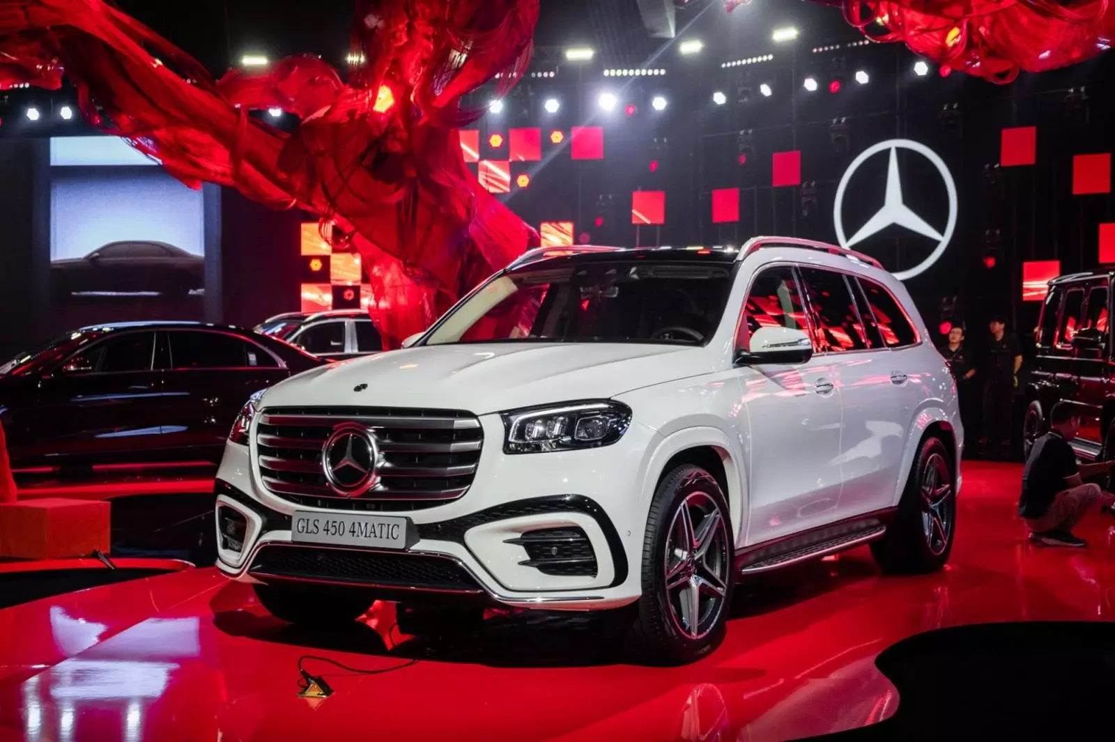 Giá xe Mercedes-Benz GLS 450 4MATIC lăn bánh mới nhất (5/2026)
