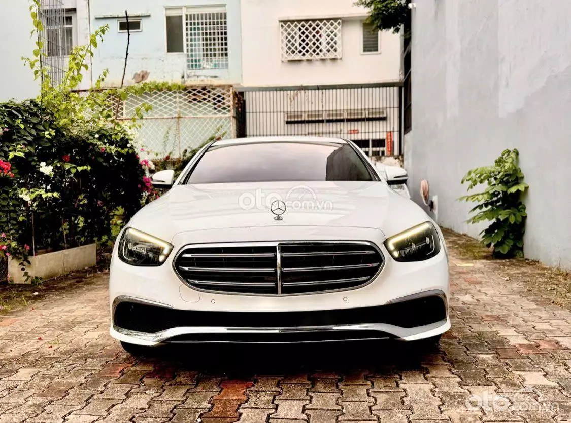Mua bán Mercedes-Benz E200 Exclusive 2021 giá 1 tỉ 388 triệu - 23402753